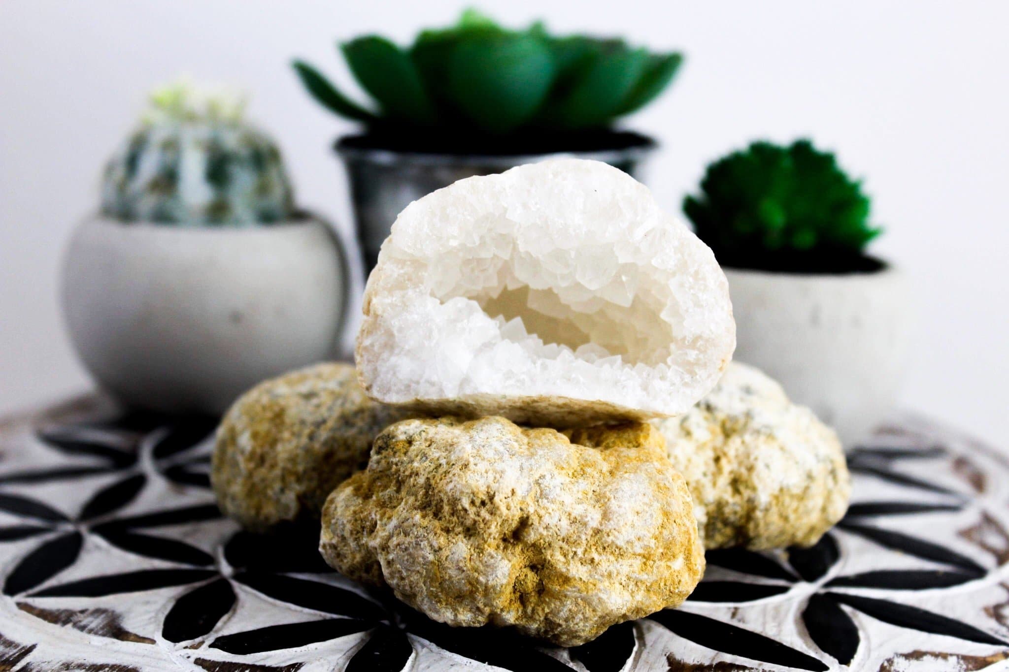 Geode - Break Your Own - Muse + Moonstone | Crystals